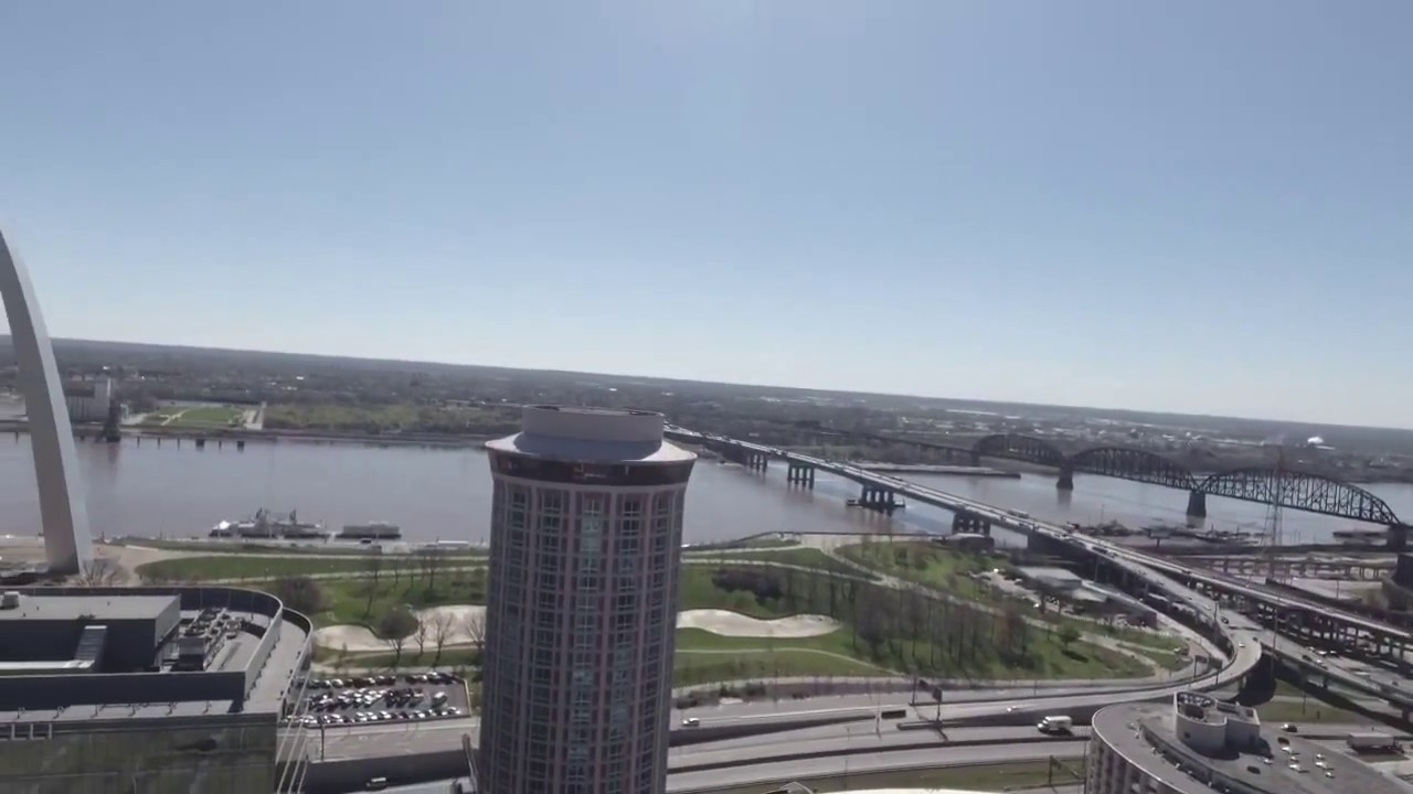 St.Louis Gateway Arch & Busch Stadium - YouTube