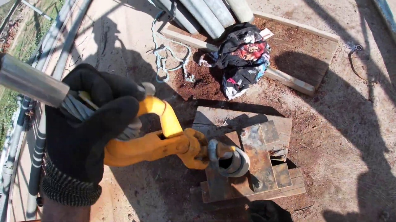 Windmill pump column (drop pipe) install. - YouTube