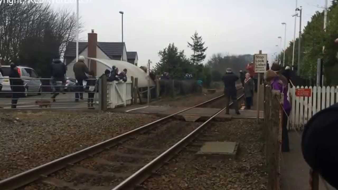 Silkstone Common Station February 15th 2015 - YouTube