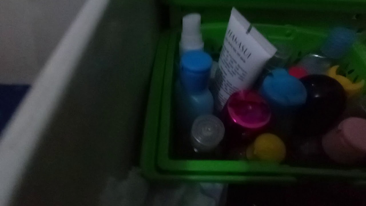 Rapikan mainan botol kakak - YouTube