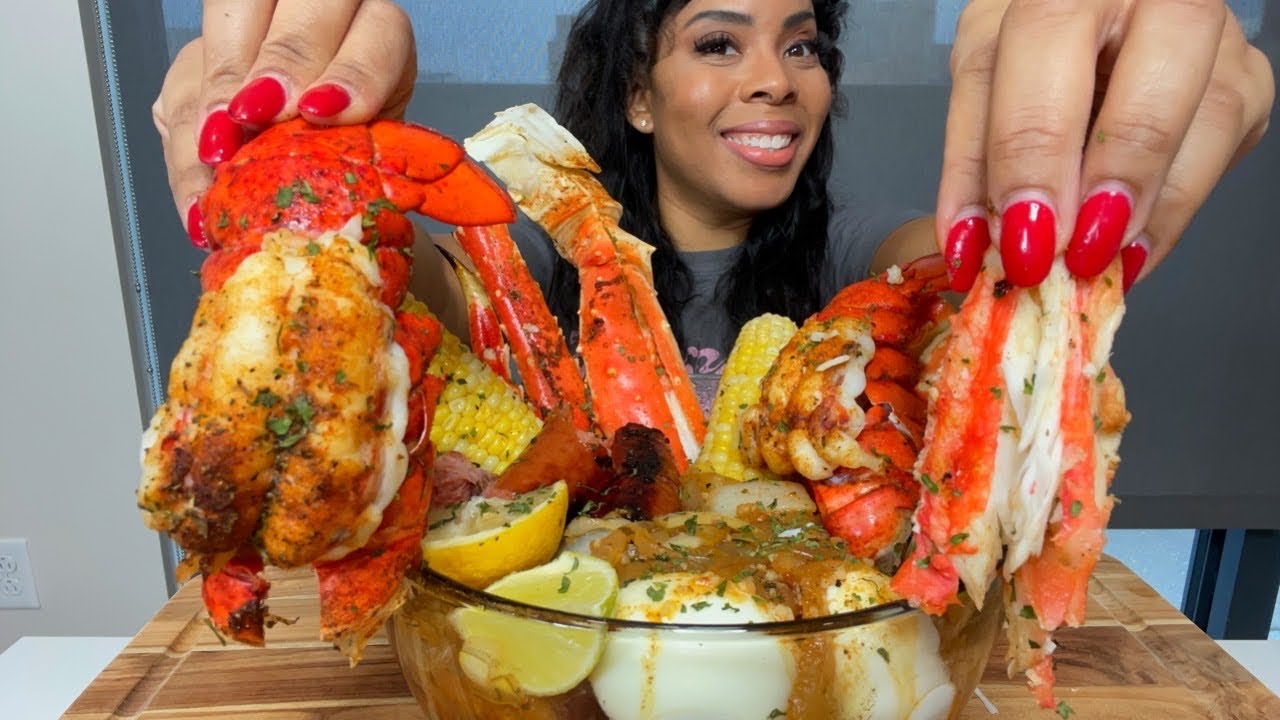 Spicy King Crab And Lobster Deshelled Seafood Boil Seafood Boil Mukbang