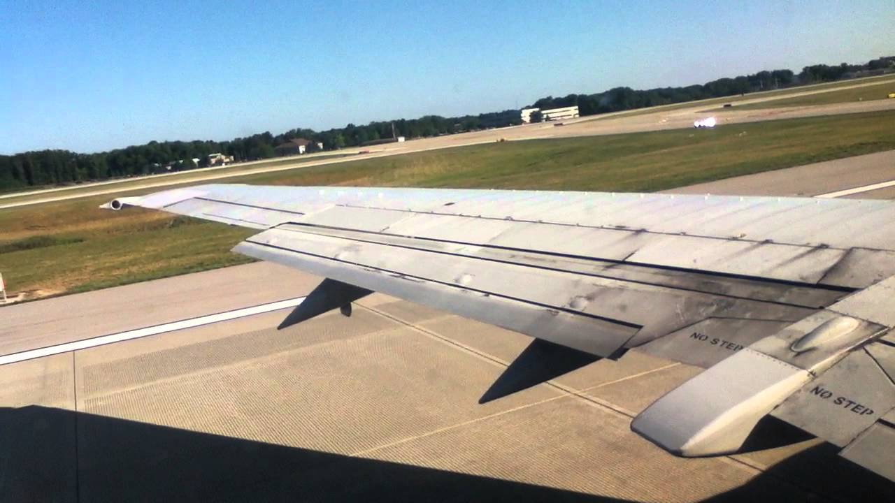 US Airways B737 Take Off at Cleveland - YouTube