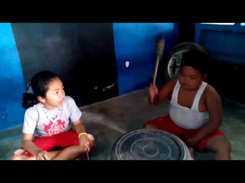 Music arena anak Cecil