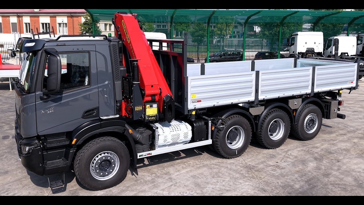 IVECO AD350X54ZY - quattro assi - ribaltabile con gru - YouTube