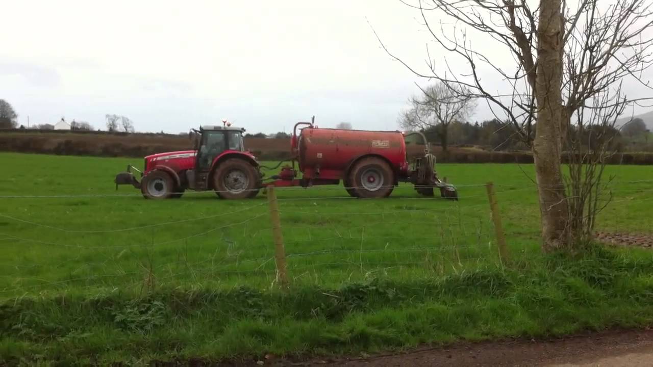 Slurry spreading with dribble bar - YouTube