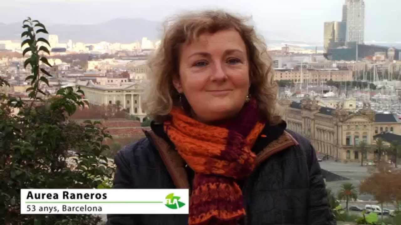 Història de vida de l'Aurea - #JoAcompanyo - YouTube