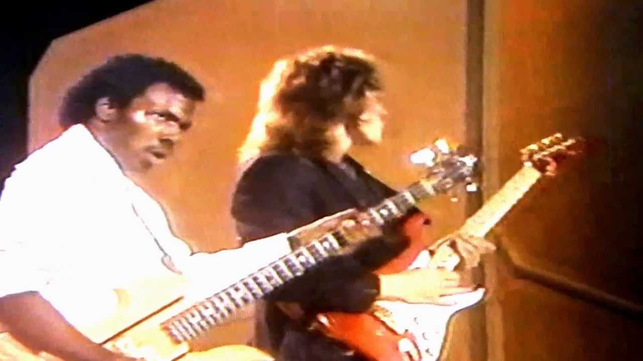 ROMEO - Donna Summer - A Hot Summer Night - HBO TV Special (1983) - YouTube