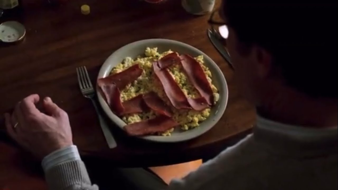 Walter White’s 50th birthday (deleted scene) - YouTube
