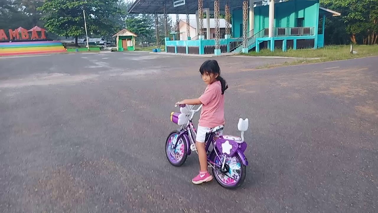 Belajar sepeda part 3 - YouTube