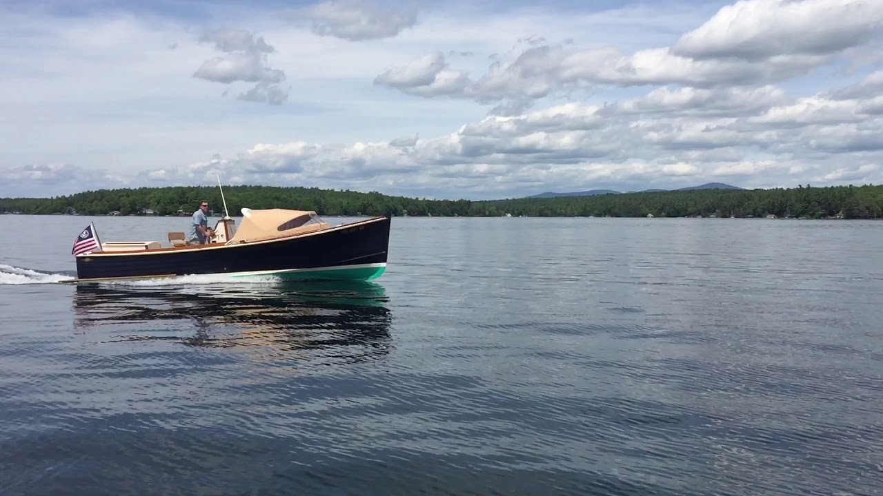 Monomoy 24' - Lake Winnepesaukee - YouTube