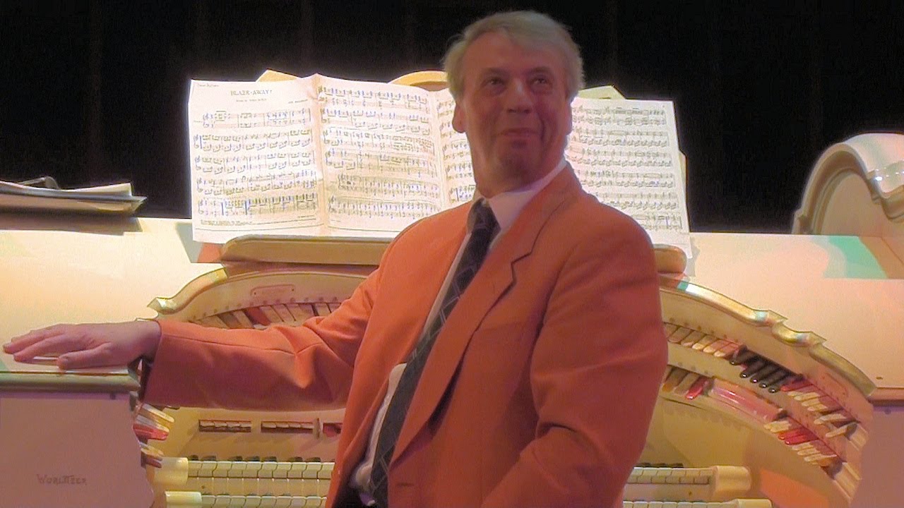 1925 Wurlitzer played by Martin Atterbury at Burton CAMRA Beer Festival ...