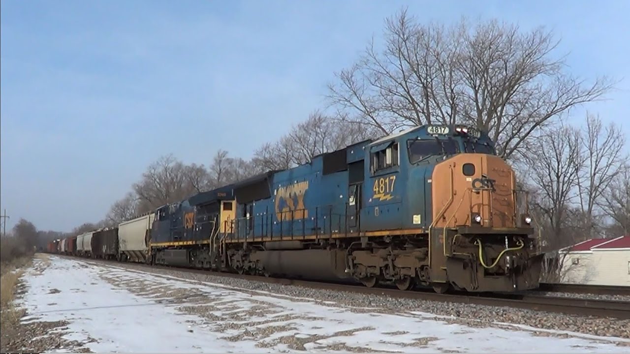CSX MAC and New Tier 4 Unit Pull BNSF Freight Train - YouTube