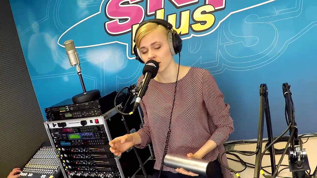 Sky Plus Hommiku Live - Rosanna Lints & Würffel - YouTube