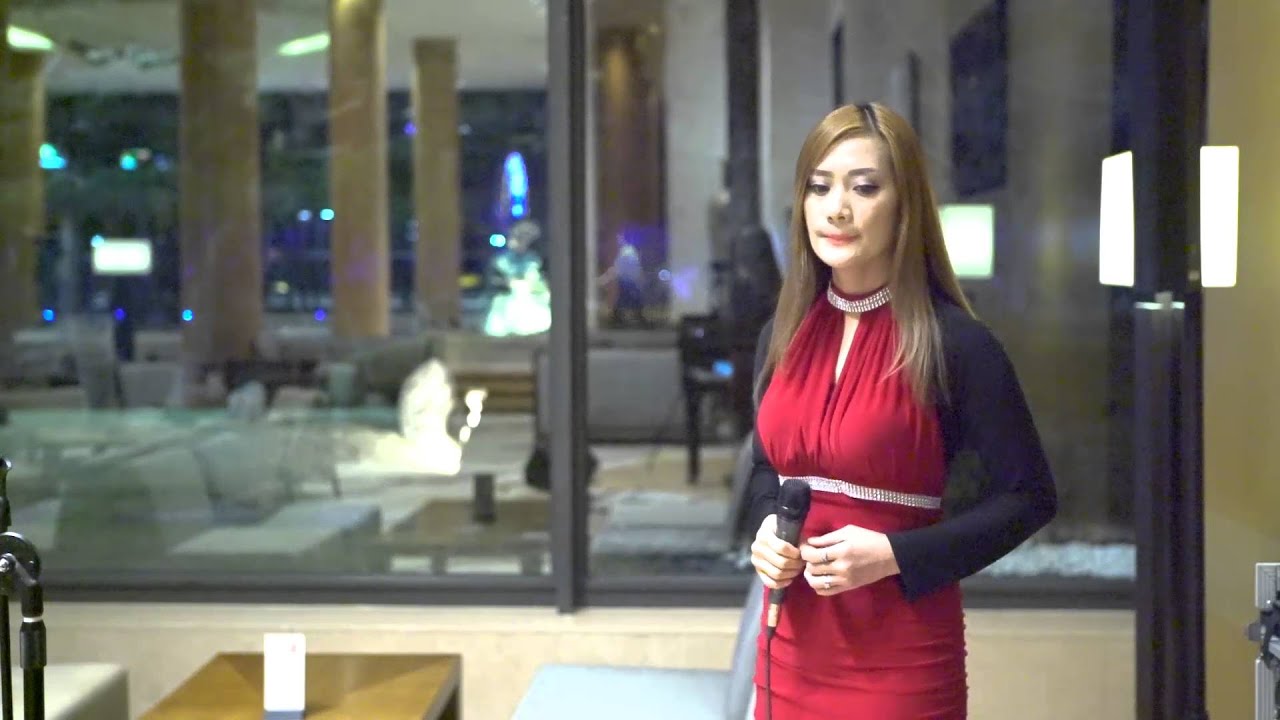 봄비 이은하 필리핀 가수 Teresa Cover - YouTube