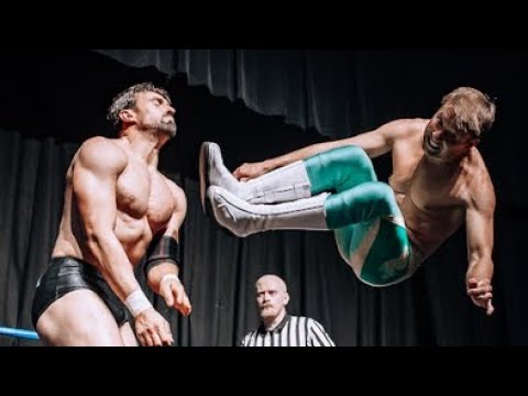 James Pharrell vs Oli Peace, Rayleigh June 29 - YouTube