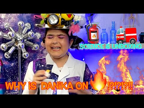Danika Unboxes Kinetic Sand & Learns about the constellation | Danikas Dreamhouse