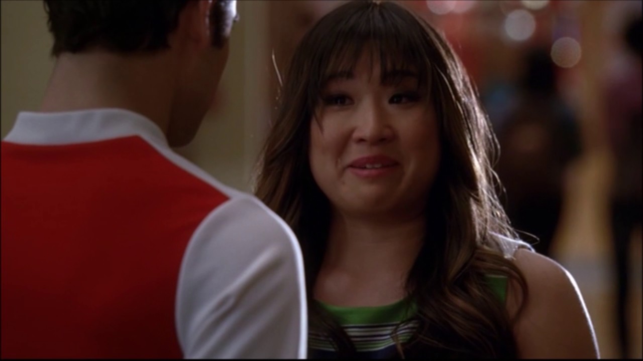 Glee - Tina and Blaine talk about the school shooting 4x18 - YouTube