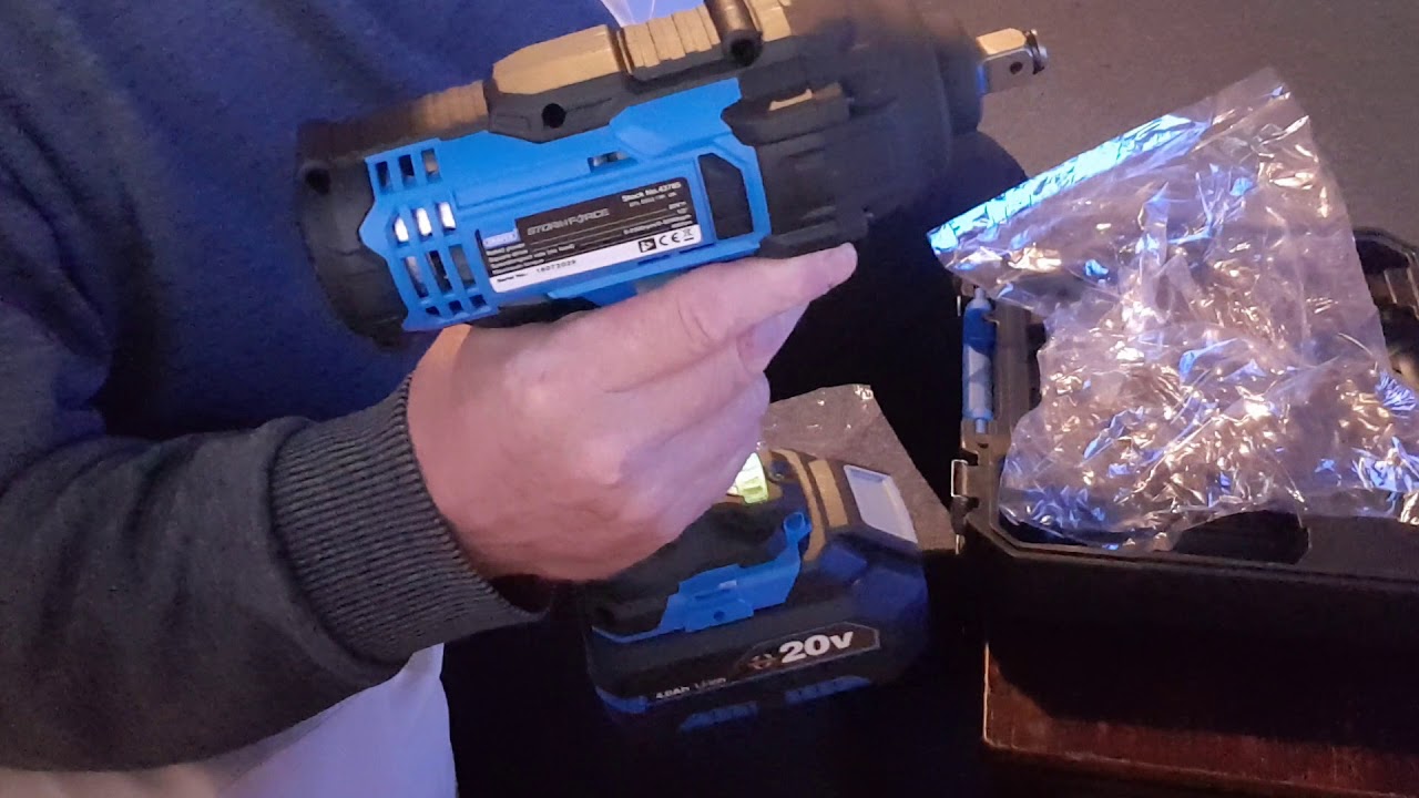 Storm Force 1/2 inch drive Impact gun, unboxing - YouTube