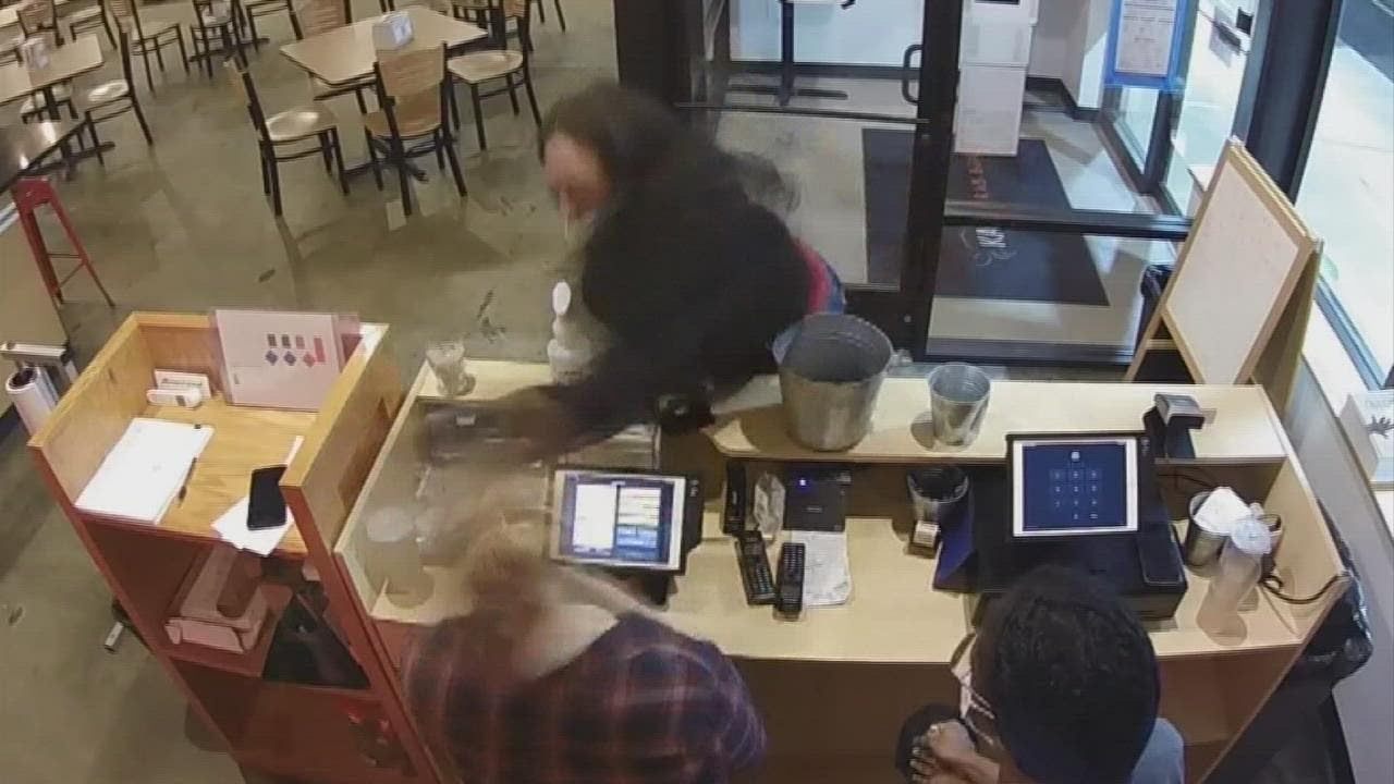 Columbus restaurant owners searching for customer who slapped manager ...