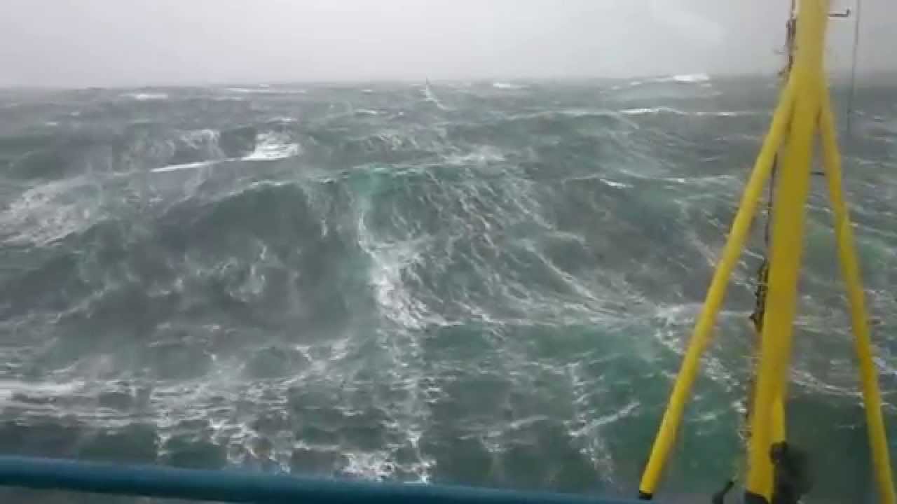 Offshore vessel bad weather - YouTube