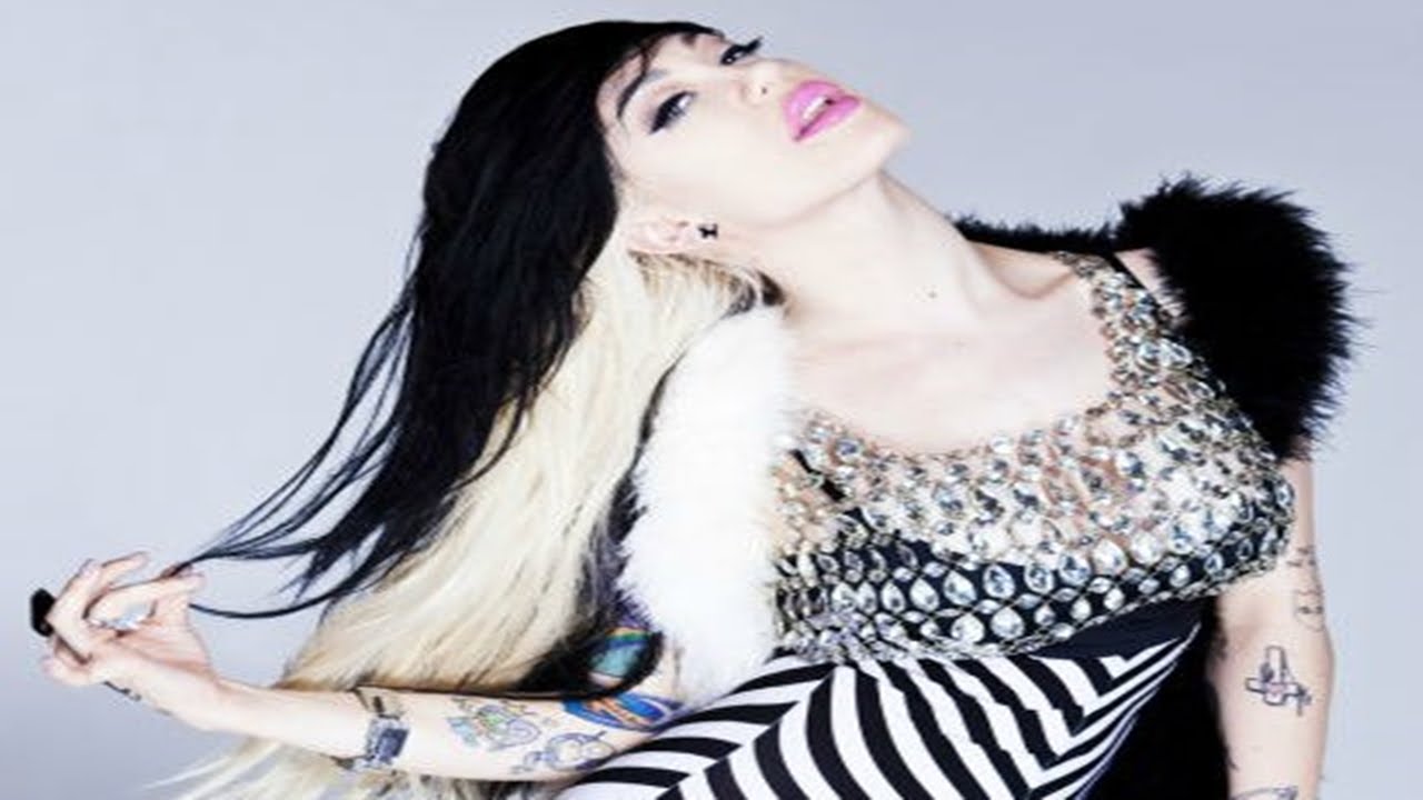 Porcelain Black habla de su album debut para este año - YouTube