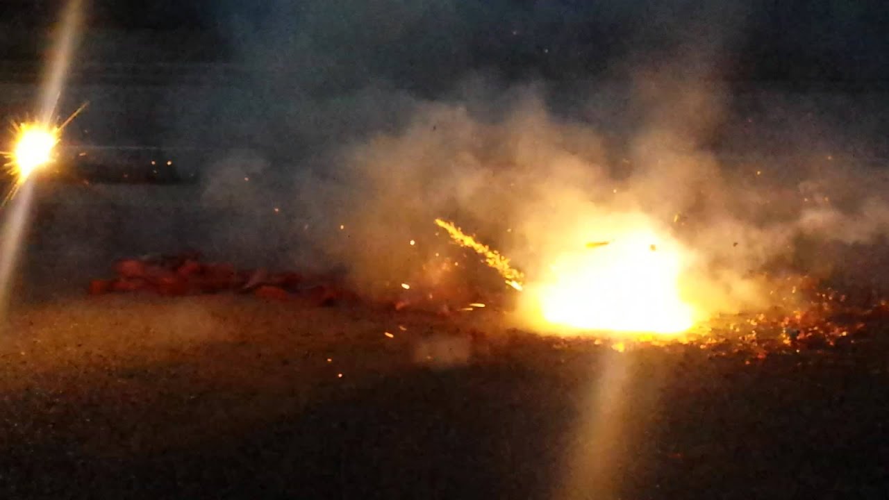 8000 shot firecracker belt - YouTube