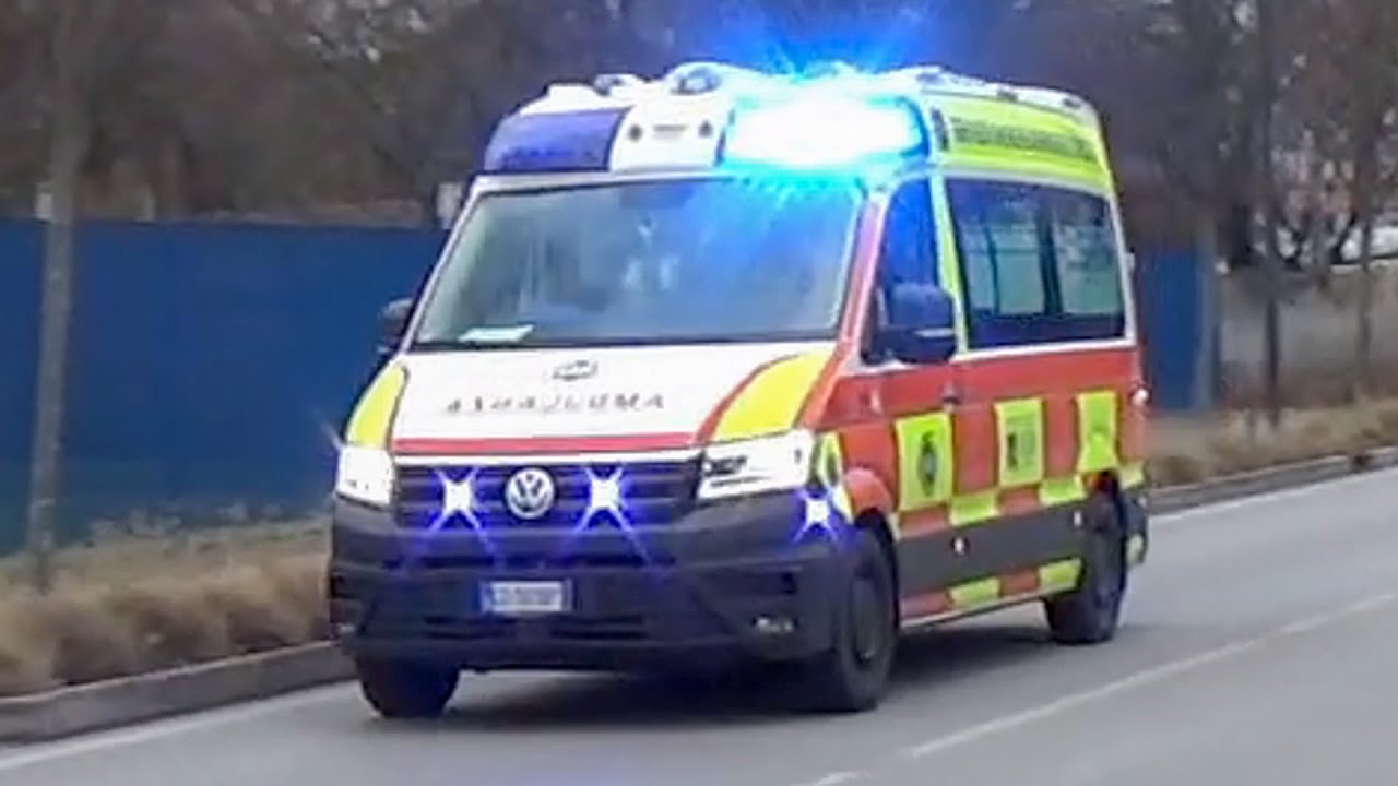 [DOUBLE SIREN] Ambulanza SUEM 118 San Donà - Italian ambulance ...
