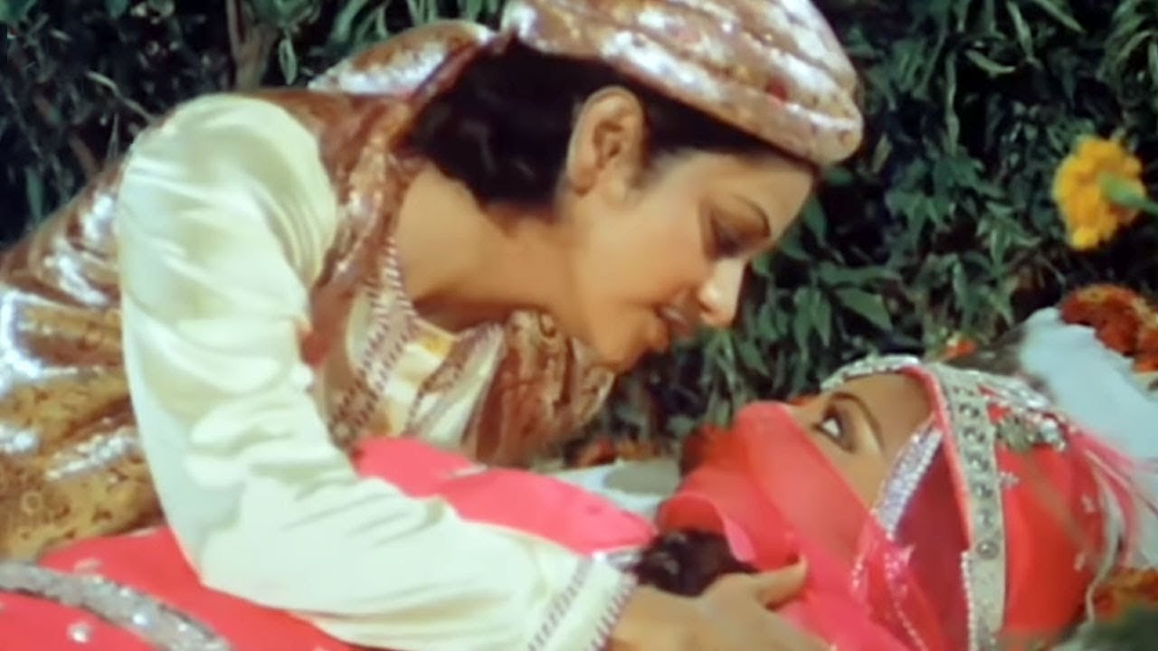 Mohabbat Ek Wada Hai - Rekha, Aruna Irani | Asha Bhosle, Hemlata | Kali ...