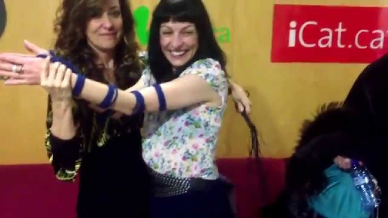 La sumisa y su ama :)) - YouTube