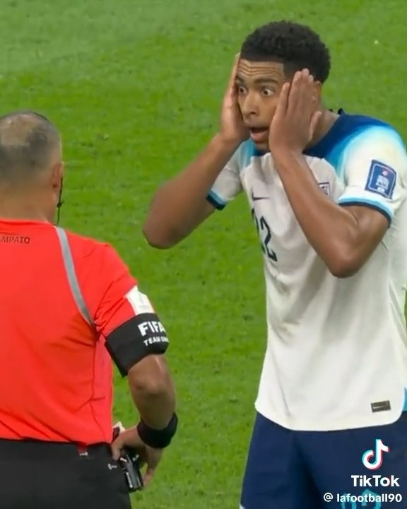 Jude Bellingham Funny moments #shorts #soccer #judebellingham - YouTube