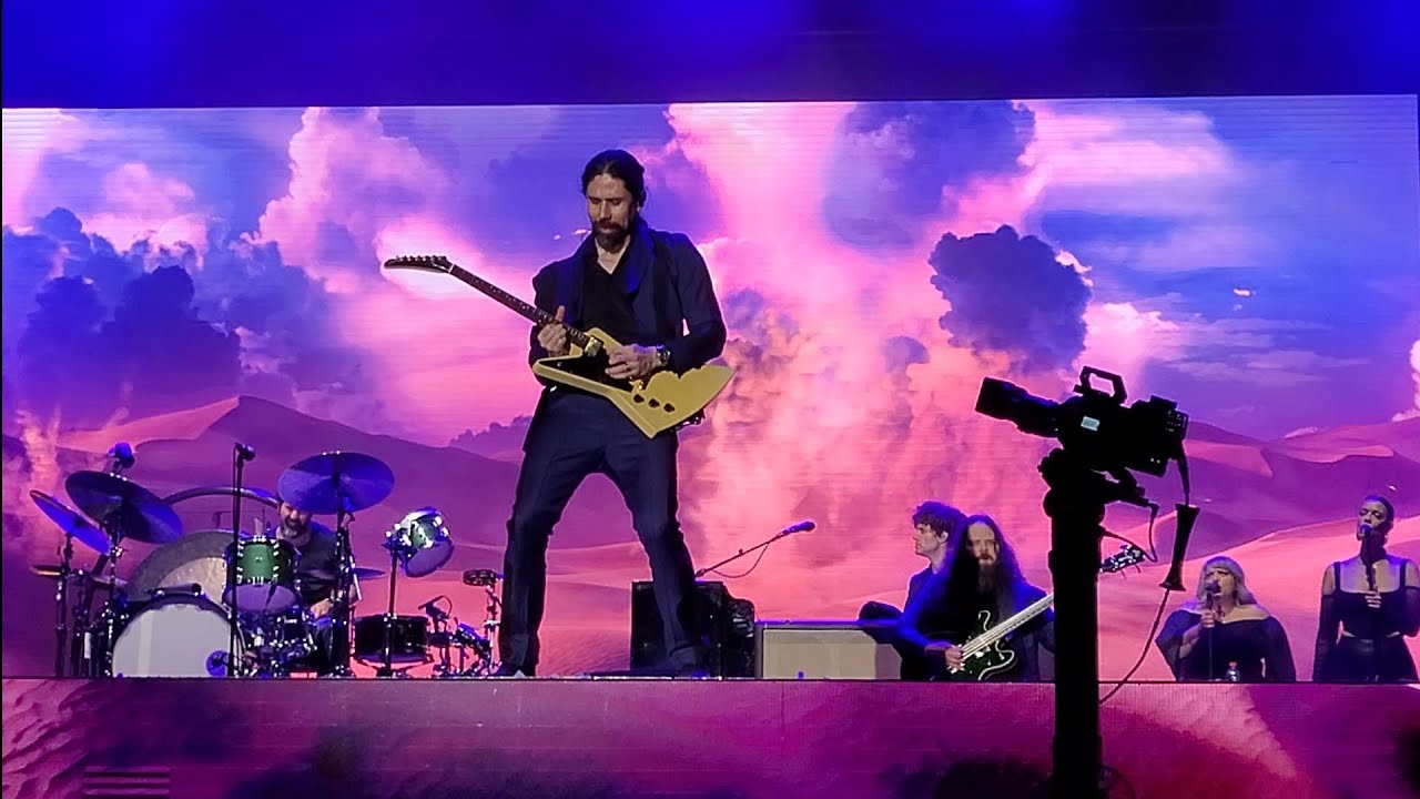 Caution - The Killers Live at Rockout Chile 2022 First Row 4K - YouTube