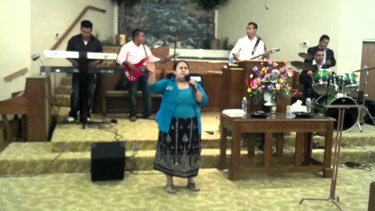 la pastora lea camacho - YouTube