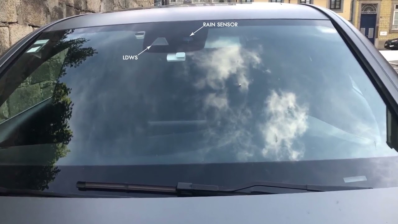 2536702600 MERCEDES BENZ GLC COUPE WINDSCREEN WITH RAIN SENSOR WITH ...