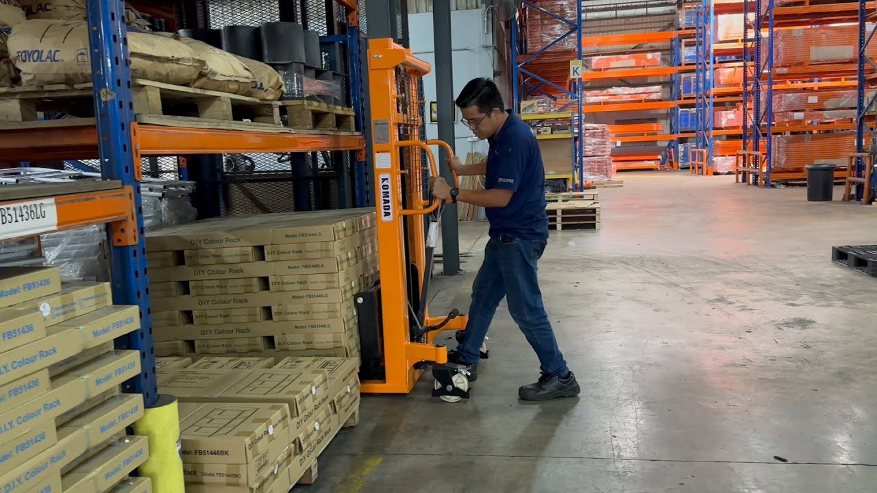 Tutorial of Manual Stacker - YouTube