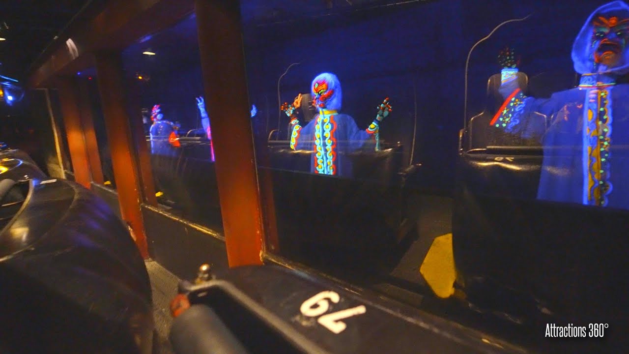 Omnimover Ghost Train Dark Ride | Geister Rikscha | Phantasialand Theme ...