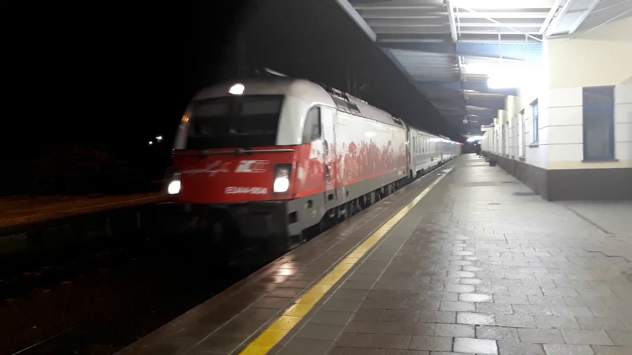 Pociąg EIC 47 (Berlin - Warszawa) z EU44-004 w Zbąszynku - YouTube