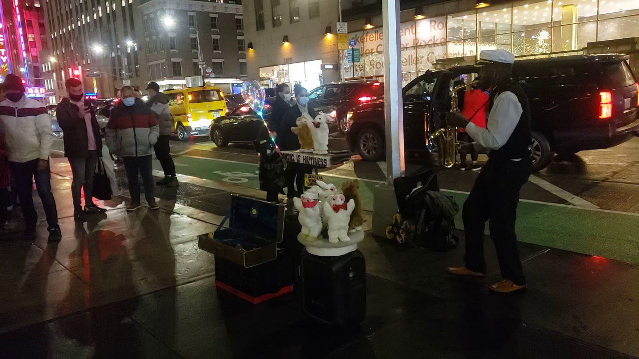 Dance Monkey Street Performance - YouTube