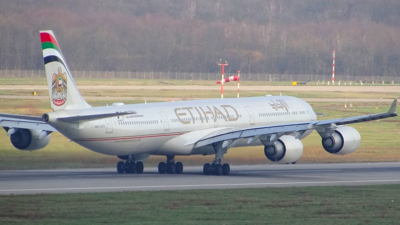 Etihad Airways A340-600 Take Off at Düsseldorf Airport - YouTube