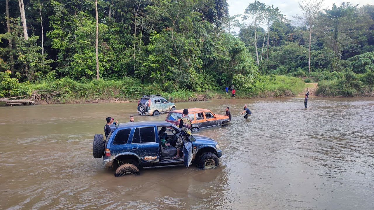 Trip Jeram Kelling Hulu Pasir Raja.Melintas sungai luas ke laluan ...