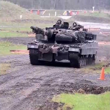 Tank Hub 60 fps Remastered - YouTube