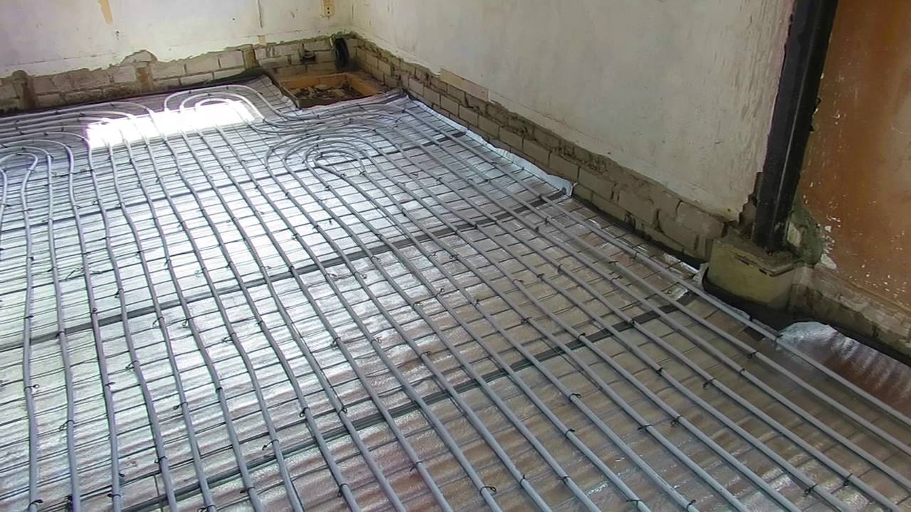 Vloerverwarming leggen voor beginners - YouTube