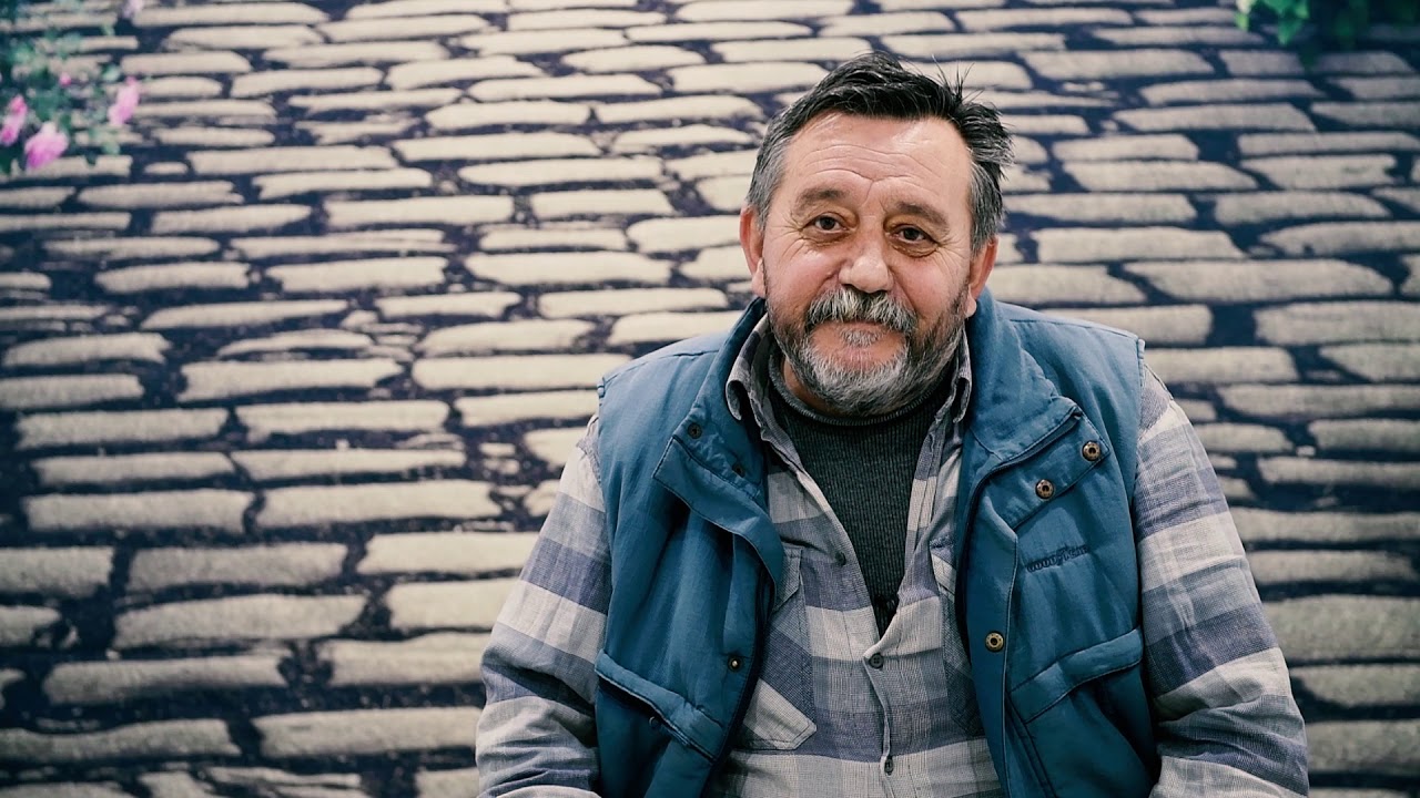 Proslo buduce vreme - YouTube