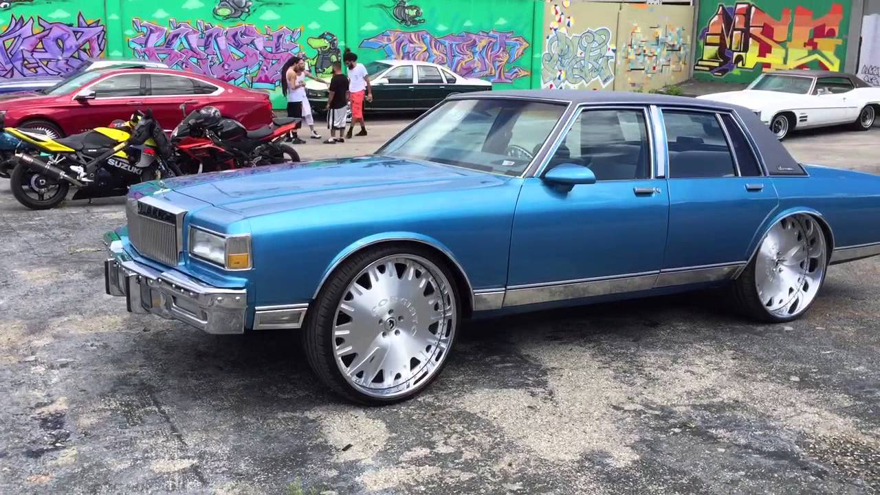 Clean Full Top Boxchevy at Donk Day!! - YouTube