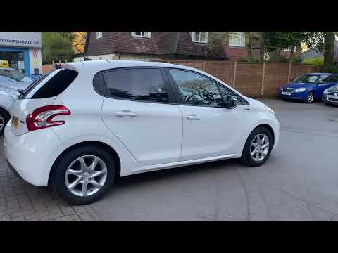 Peugeot 208 1.2 VTi Style Euro 5 5dr - YouTube