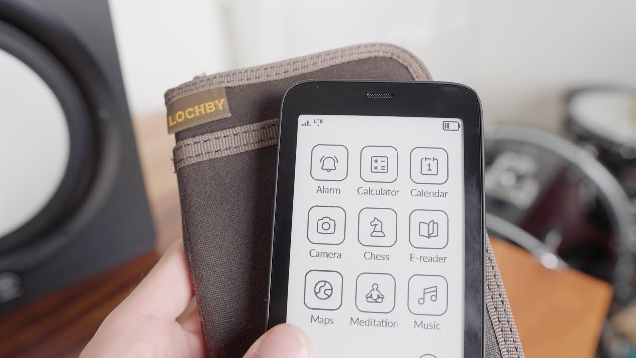 KOMPAKT / the best minimal phone case for mudita - YouTube