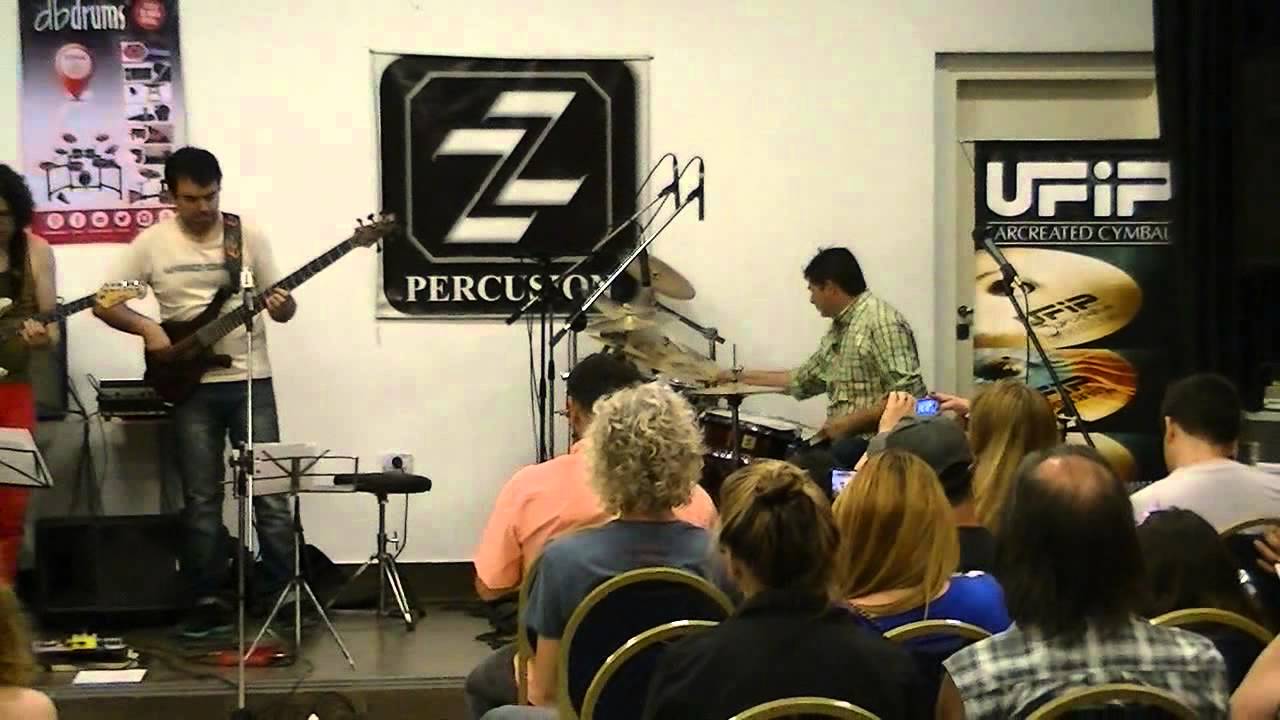 CAEMO 2015: Daniel Nicolao - "Rock del Río Rojo" - YouTube