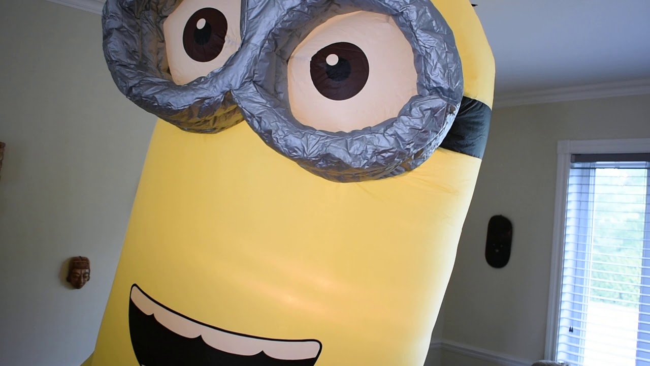 Halloween inflatable Minion 8 feet tall pumpkin day light - YouTube