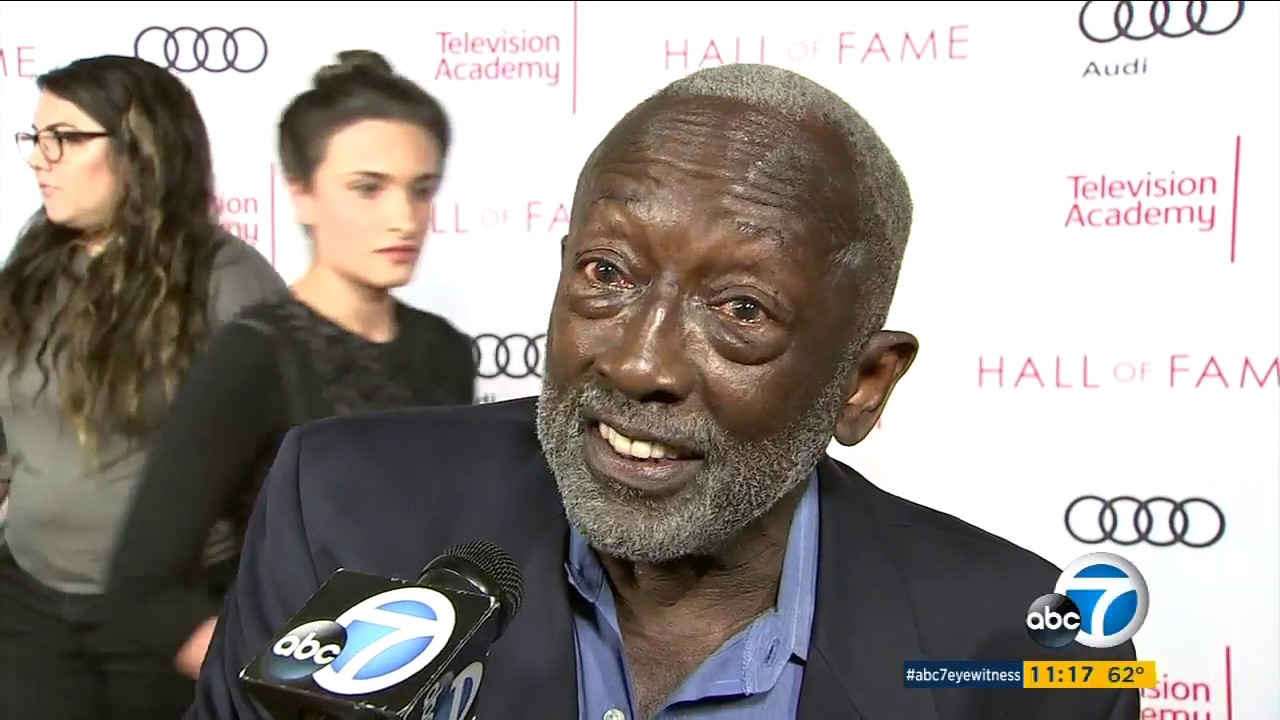 Legendary comedy stars among those inducted into TV Hall of Fame | ABC7 ...