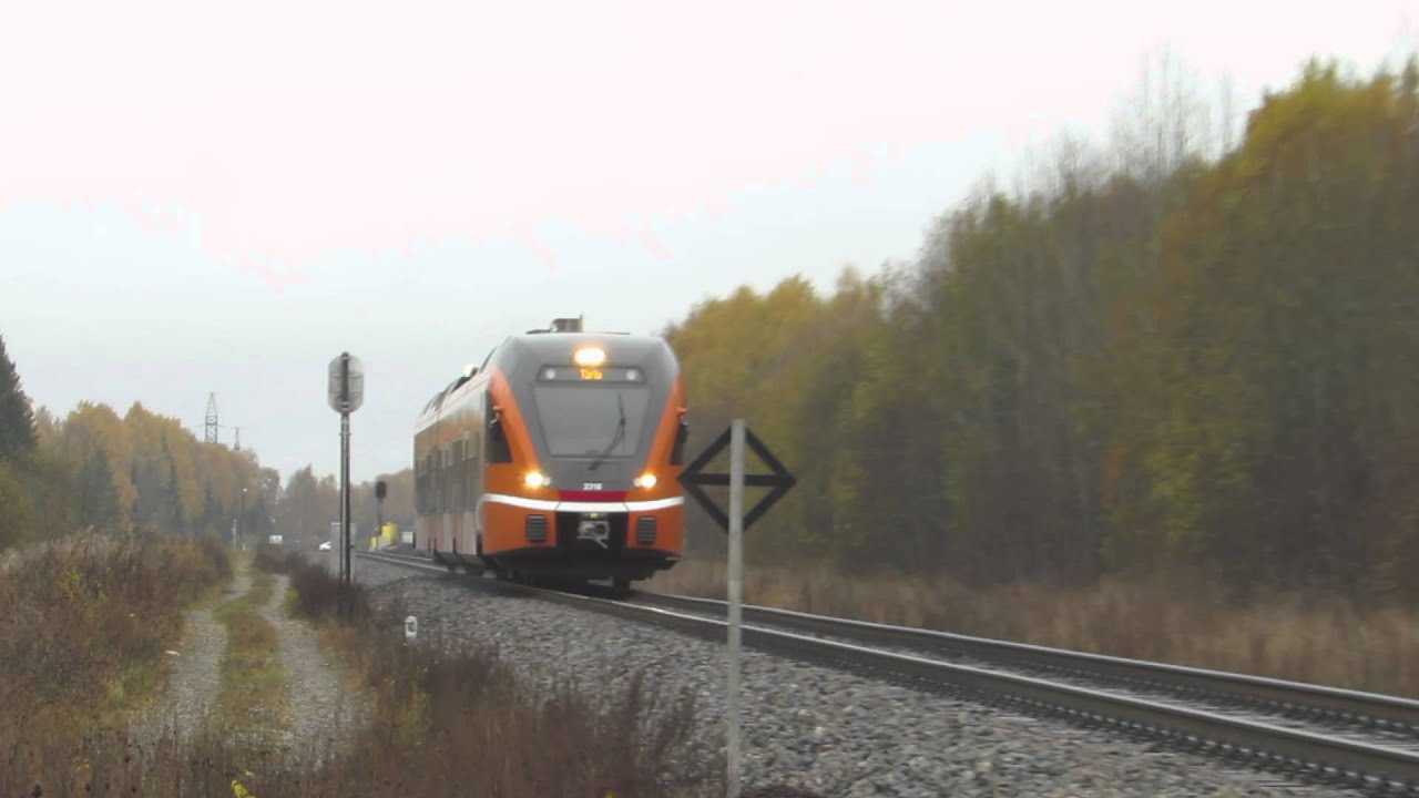 Stadler Flirt DMU 2318 near Tapa station - YouTube