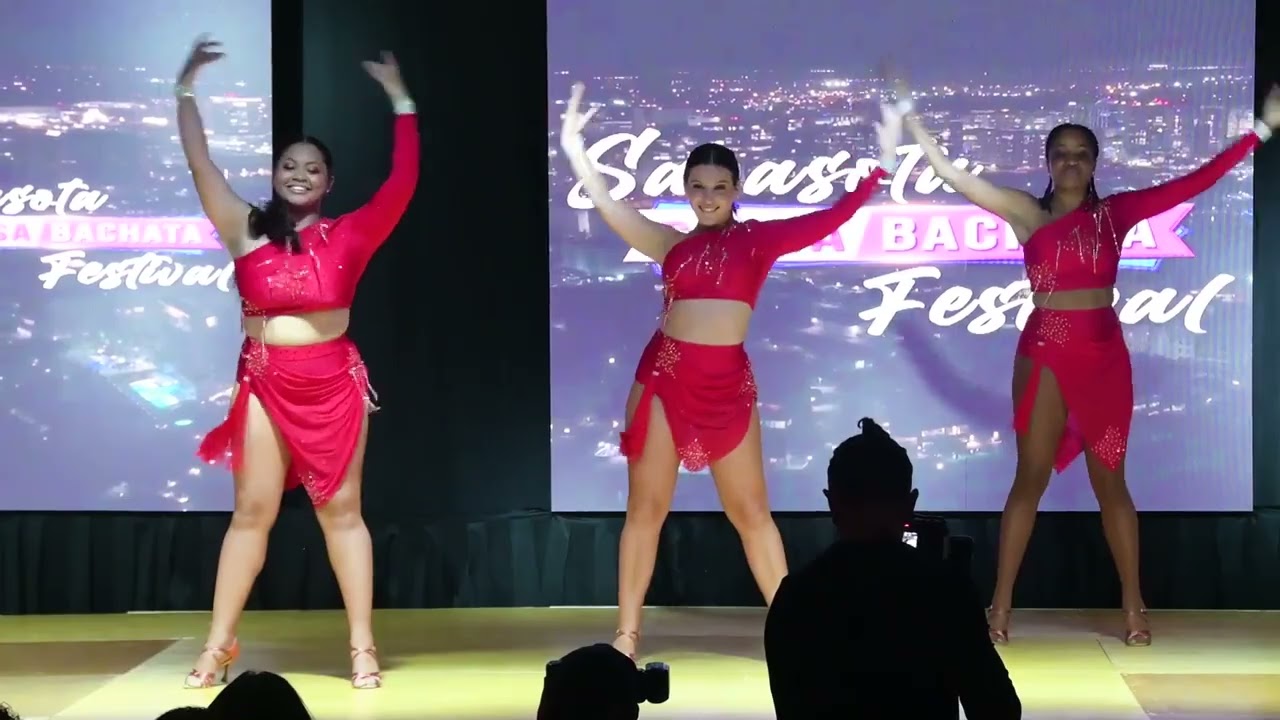 Sakoso Ladies at Sarasota Salsa/Bachata Fest Friday Night Show 2022 ...
